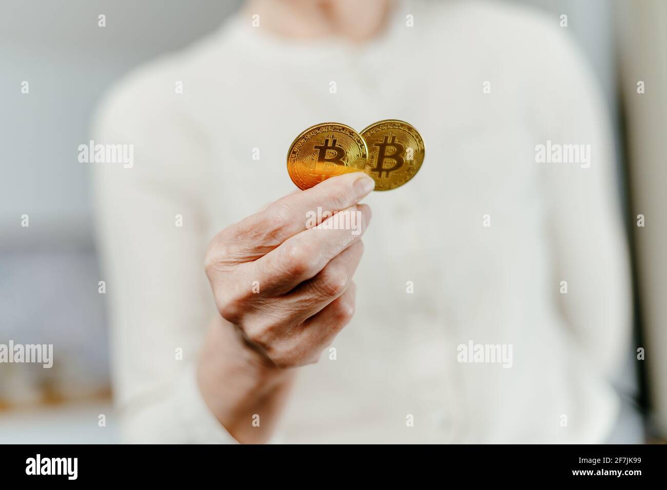 Woman bit coin idea hi-res stock photography and images - Alamy