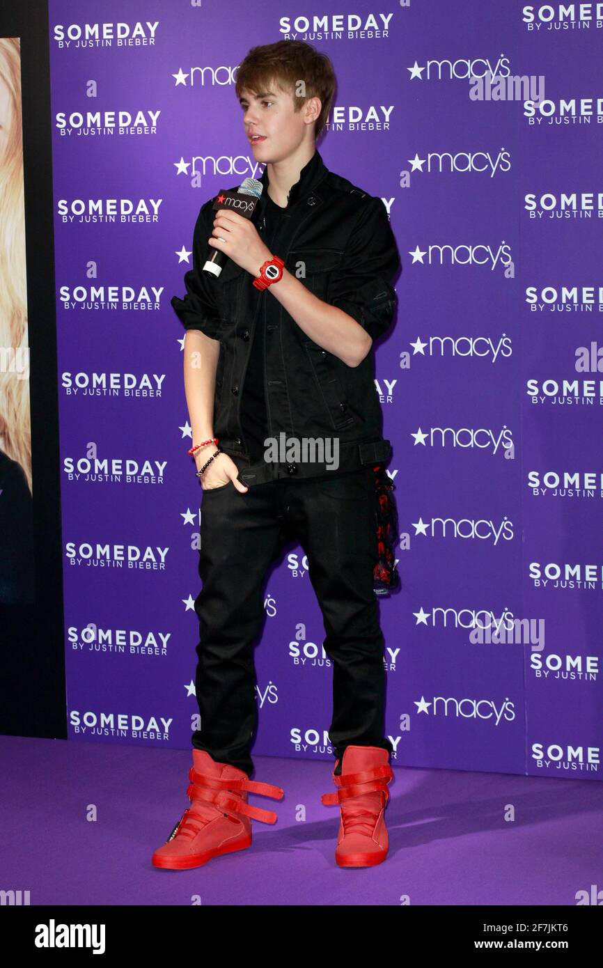 Justin Bieber launches his new fragrance, 'Someday' at Macy's Herald ...