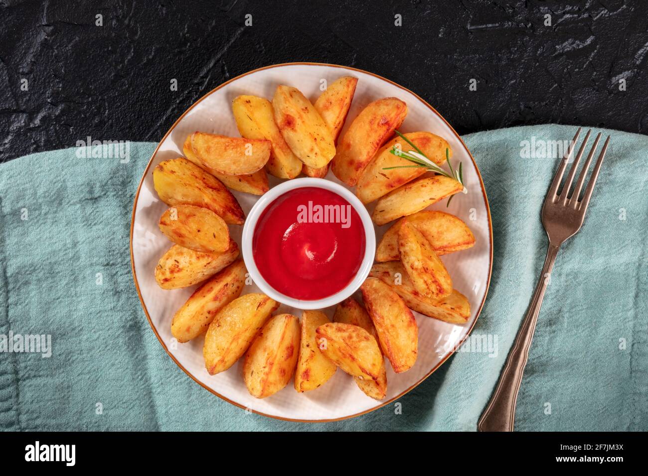 Top view potato hi-res stock photography and images - Alamy