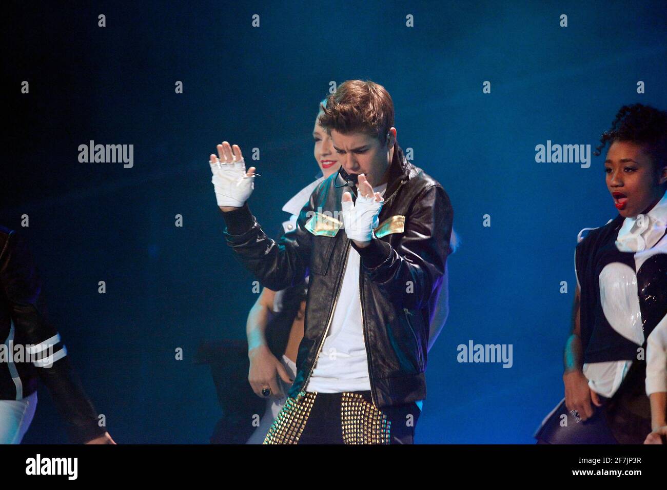 Justin Bieber performing live during Germanys Next Top Model Finale ...