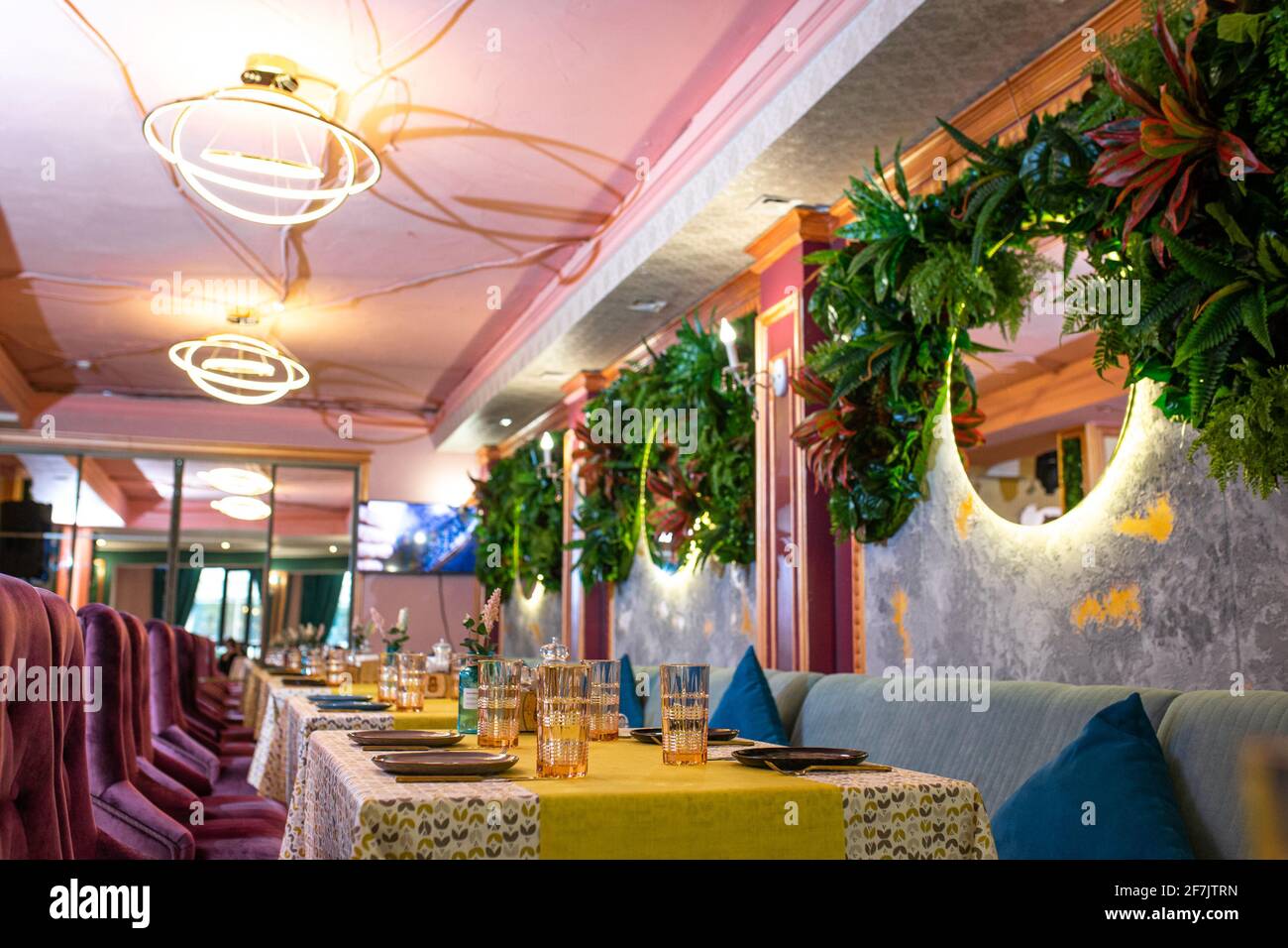The interior of a cozy restaurant. Modern design Stock Photo - Alamy