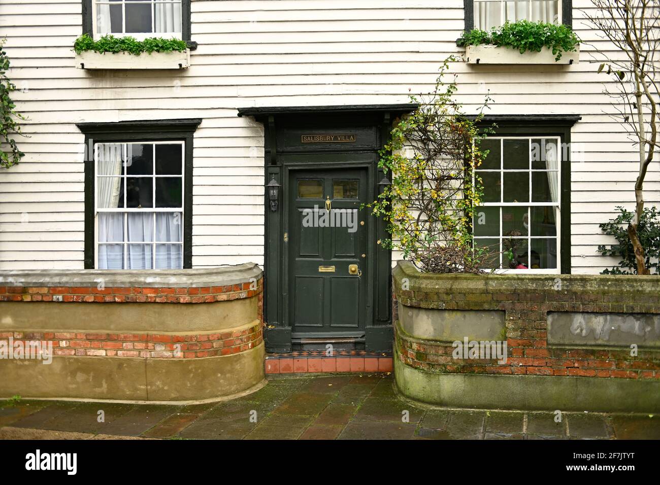 Kent winter medway estuary hi-res stock photography and images - Alamy