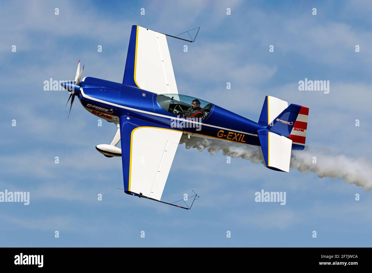 Plane in aerobatic smoke hi-res stock photography and images - Alamy