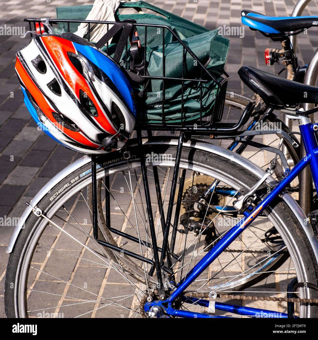 Safety headgear hi-res stock photography and images - Alamy