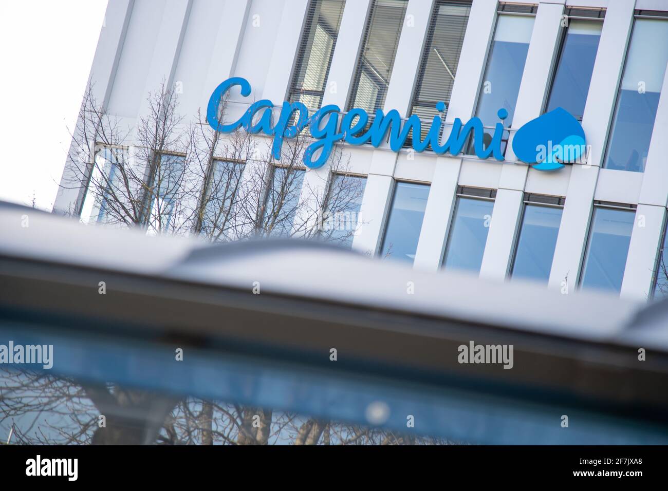 Standort von Capgemini in München. Capgemini bietet Beratungs- und IT ...