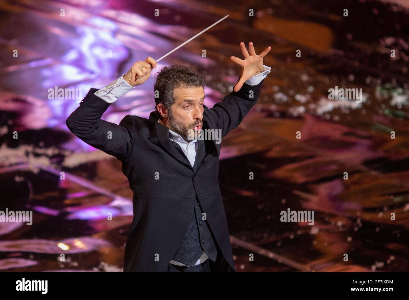 Israeli Maestro Omer Meir Wellber conducting at the Teatro Massimo in ...