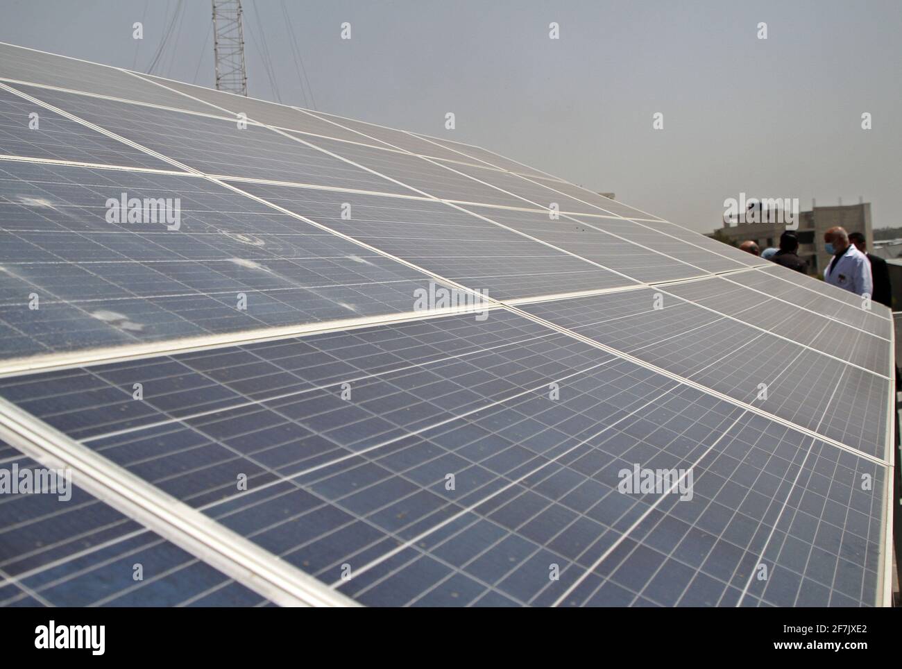 Hospital solar hi-res stock photography and images - Alamy