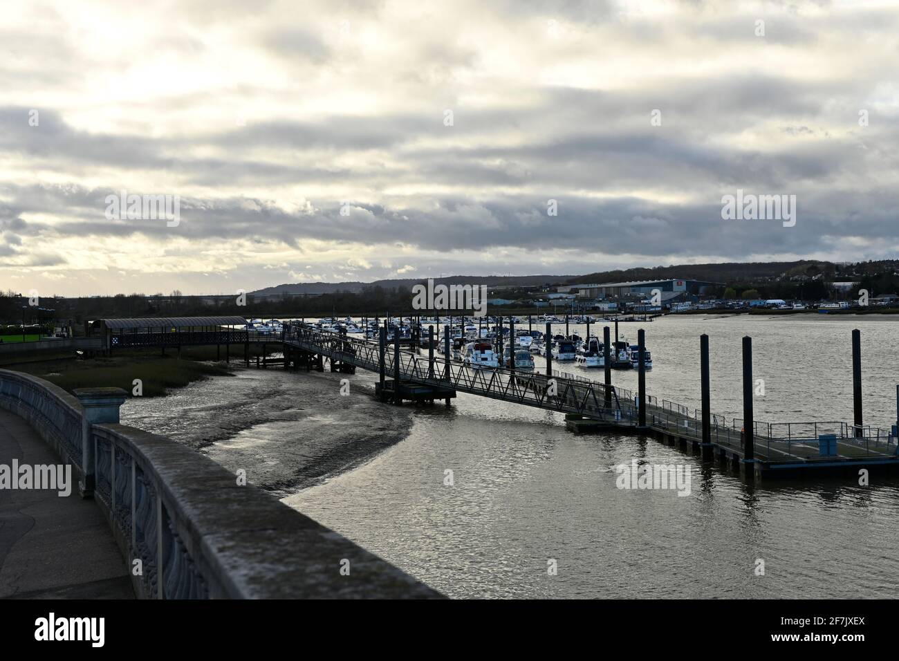 Kent winter medway estuary hi-res stock photography and images - Alamy