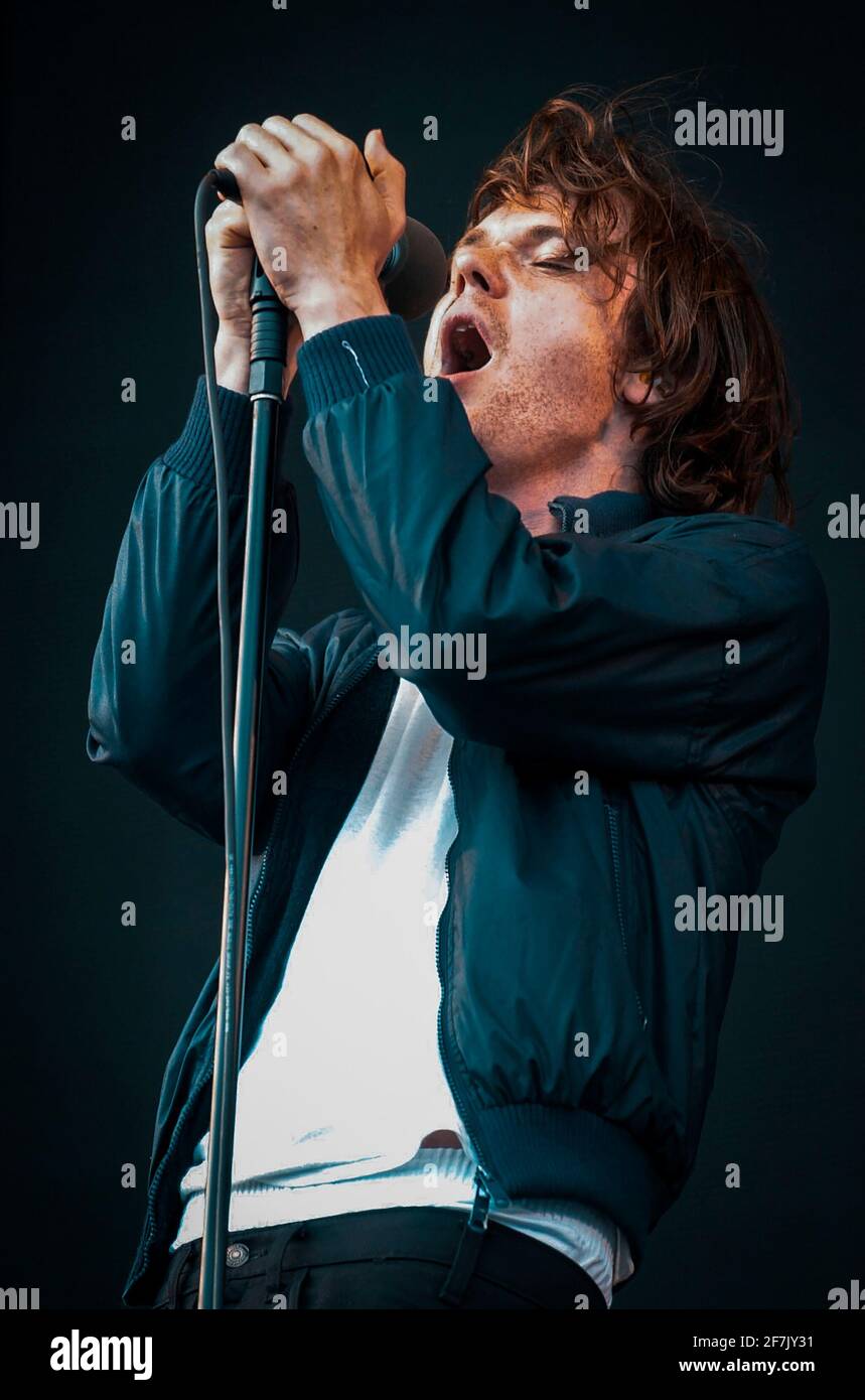 Roddy Woomble - Idlewild, V2001, Hylands Park, Chelmsford, Essex ...