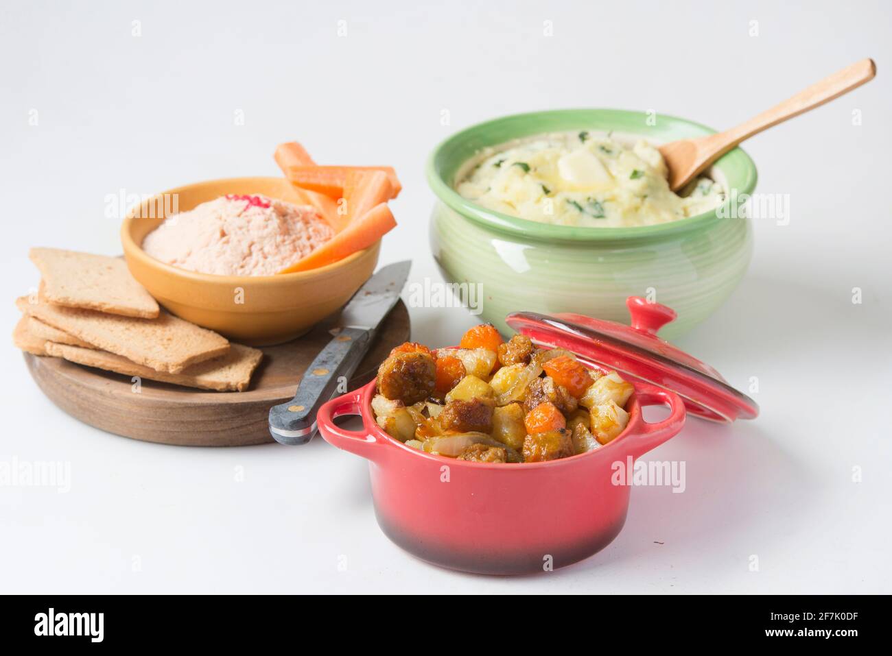 Colcannon, traditional Irish dish with mashed potatoes and cabbage ...