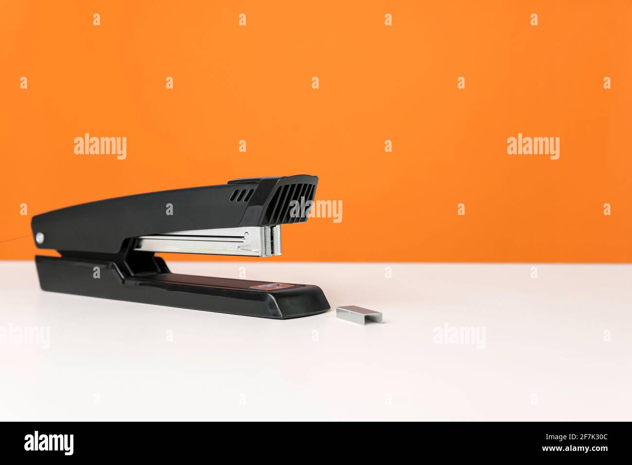 Stapler design hi-res stock photography and images - Alamy