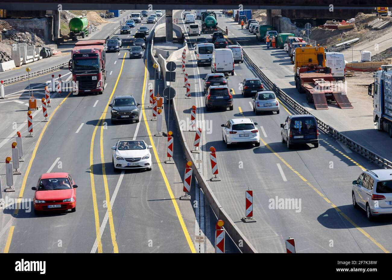 Herne, North Rhine-Westphalia, Germany - Roadworks on the A43 motorway ...