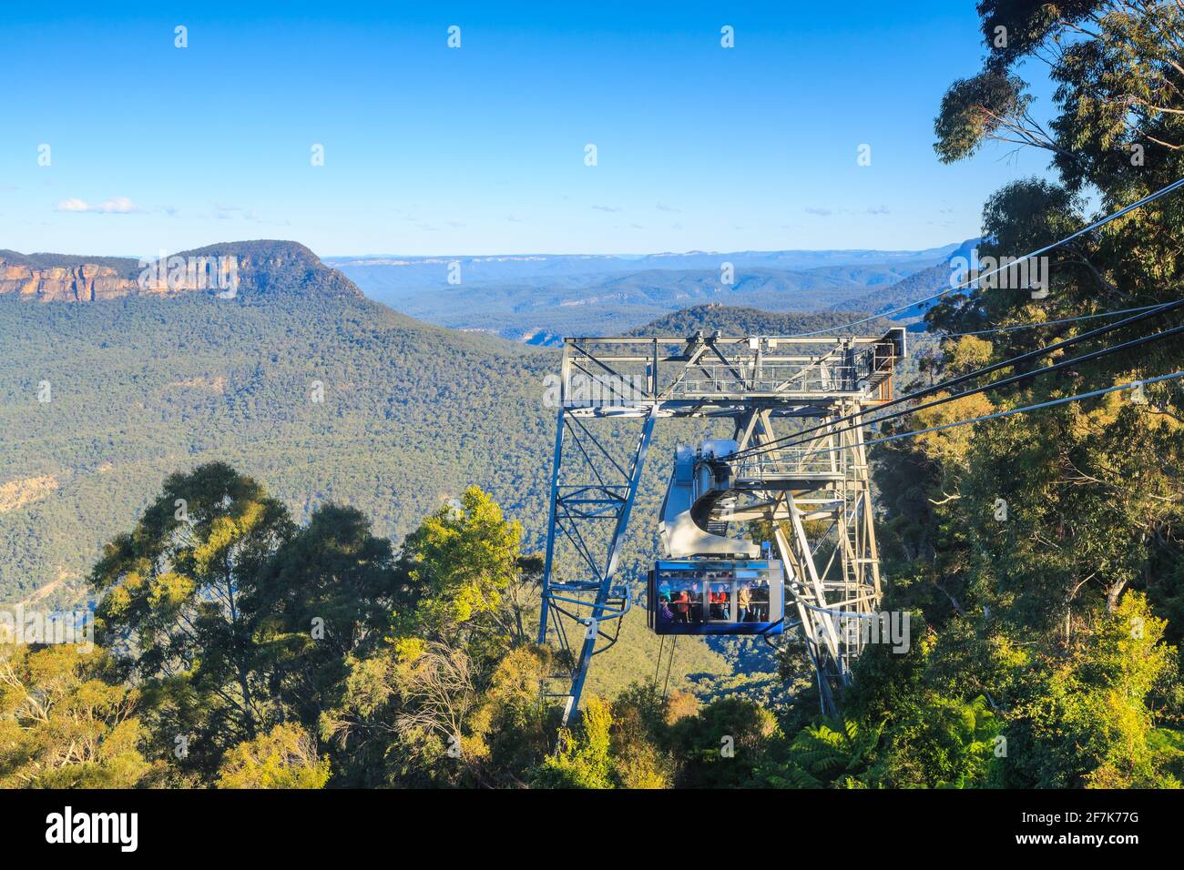 "Scenic World" cable cars rising from the Jamison Valley in the Blue ...