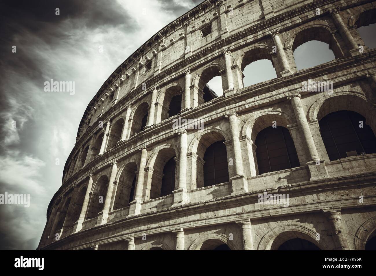 Rome, Italy. The Colosseum, famous ancient Roman amphitheater Stock ...