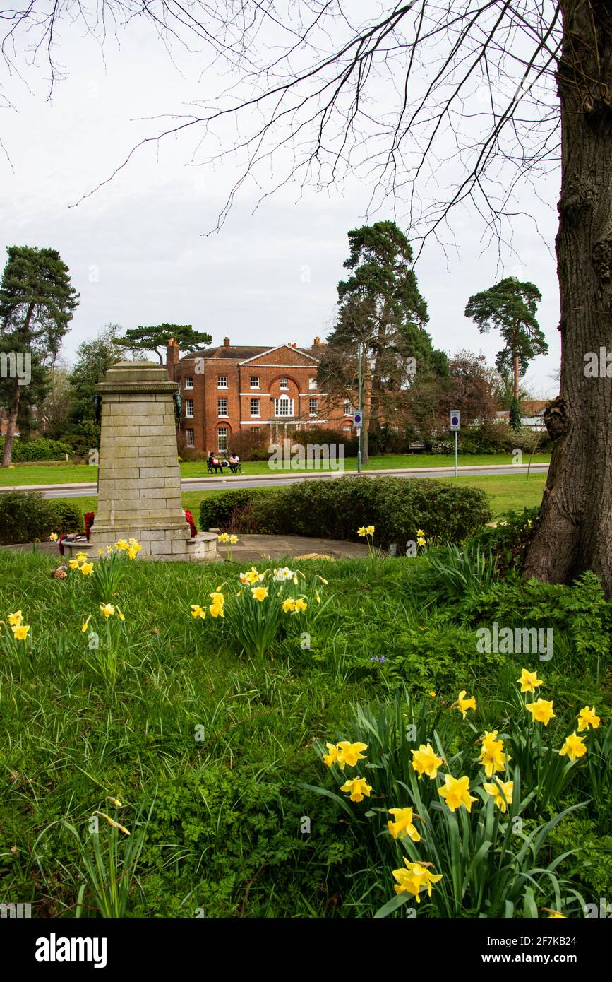 Sidcup Manor House & War memorial Stock Photo - Alamy