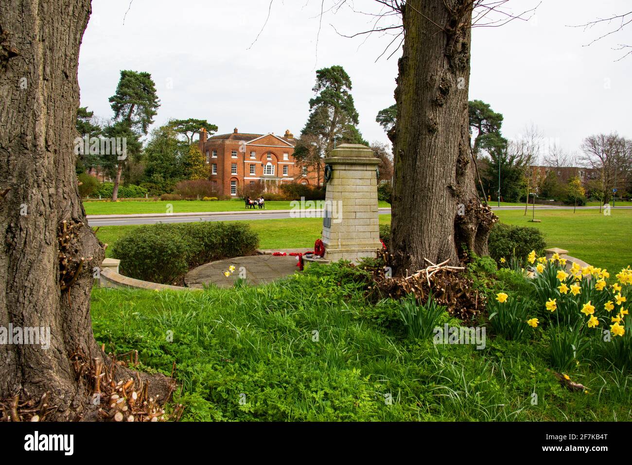 Sidcup Manor House & War memorial Stock Photo - Alamy