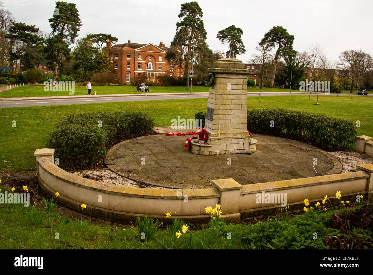 Sidcup Manor House & War memorial Stock Photo - Alamy