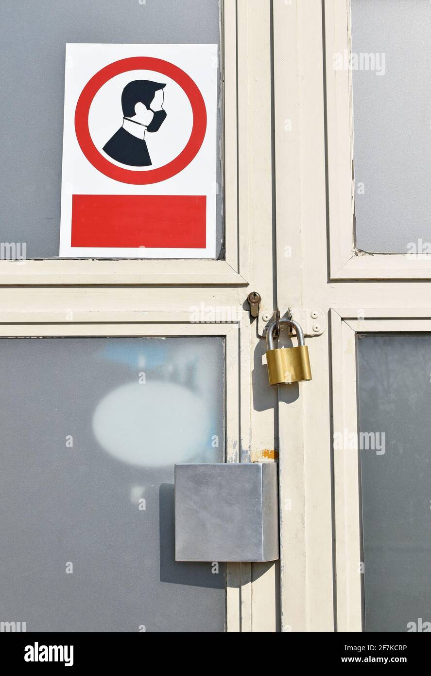 Face mask sticker hi-res stock photography and images - Alamy