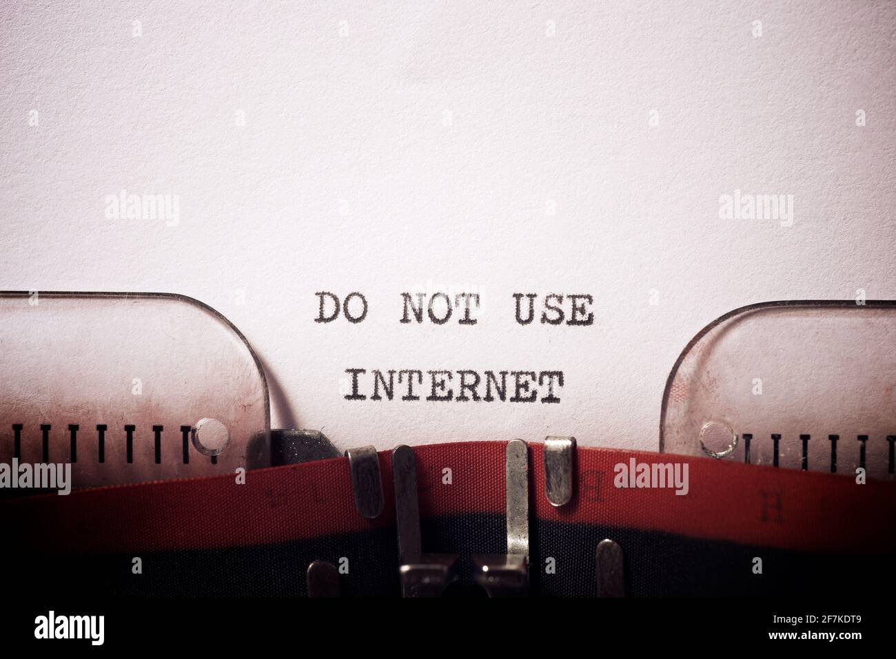 Do not use internet phrase written with a typewriter Stock Photo - Alamy