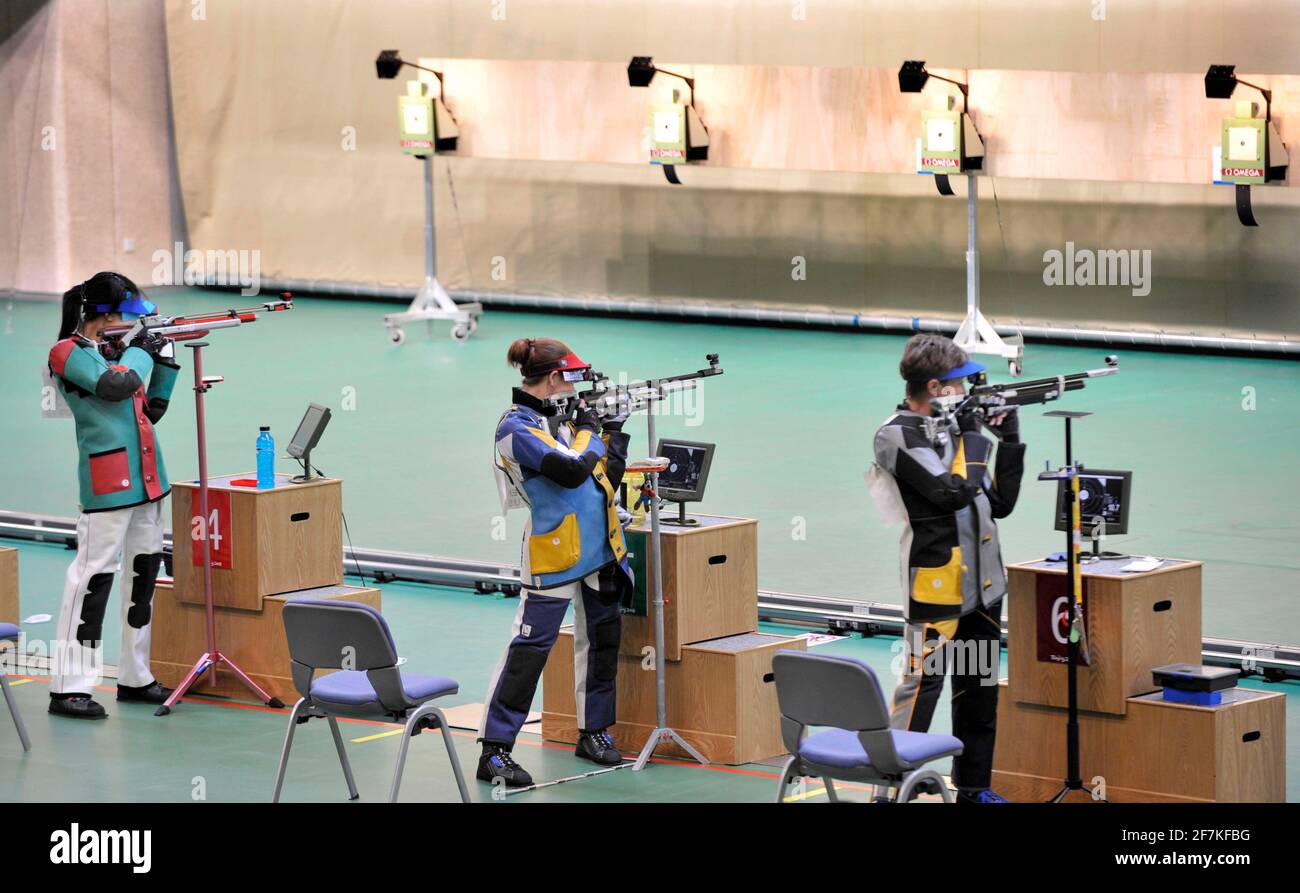 OLYMPIC GAMES BEIJING 2008. WOMAN'S 10m AIR RIFLE FINAL. L-R DU LI (CHN ...