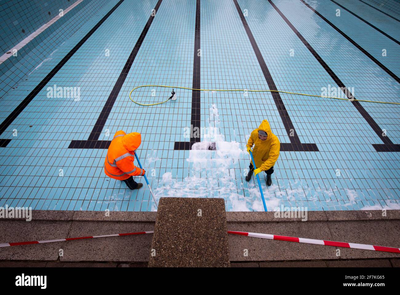 Hamburg, Germany. 08th Apr, 2021. Stephanie Marwedel (l) and Kerstin ...