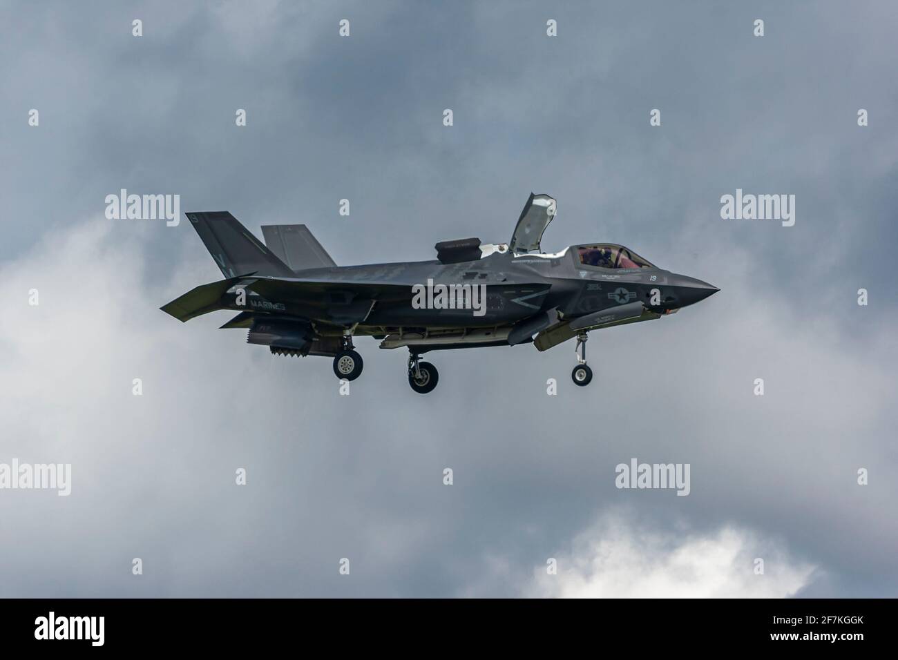 F-35B Lightning Stealth Bomber Plane Stock Photo - Alamy