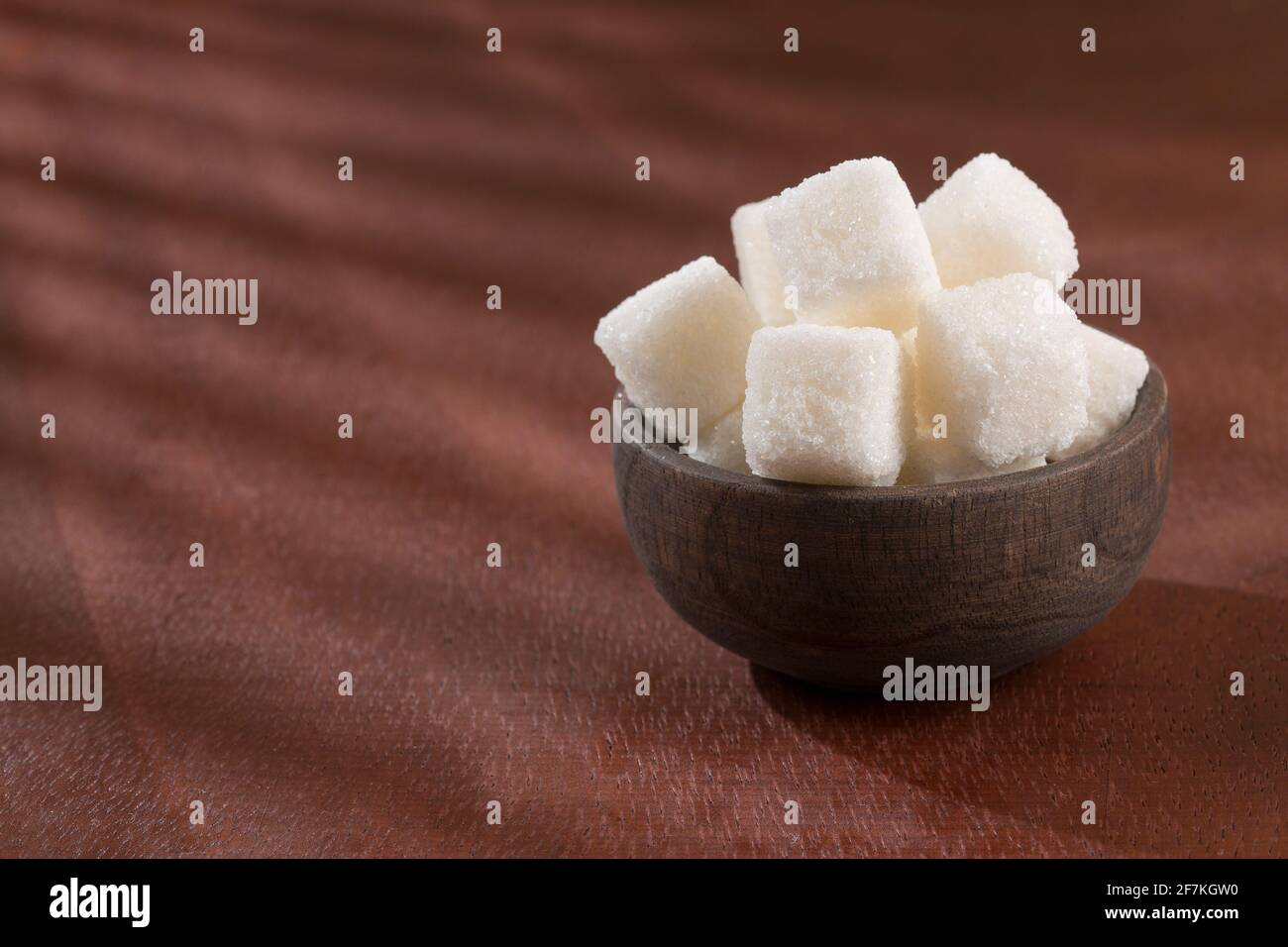 White refined sugar hi-res stock photography and images - Alamy