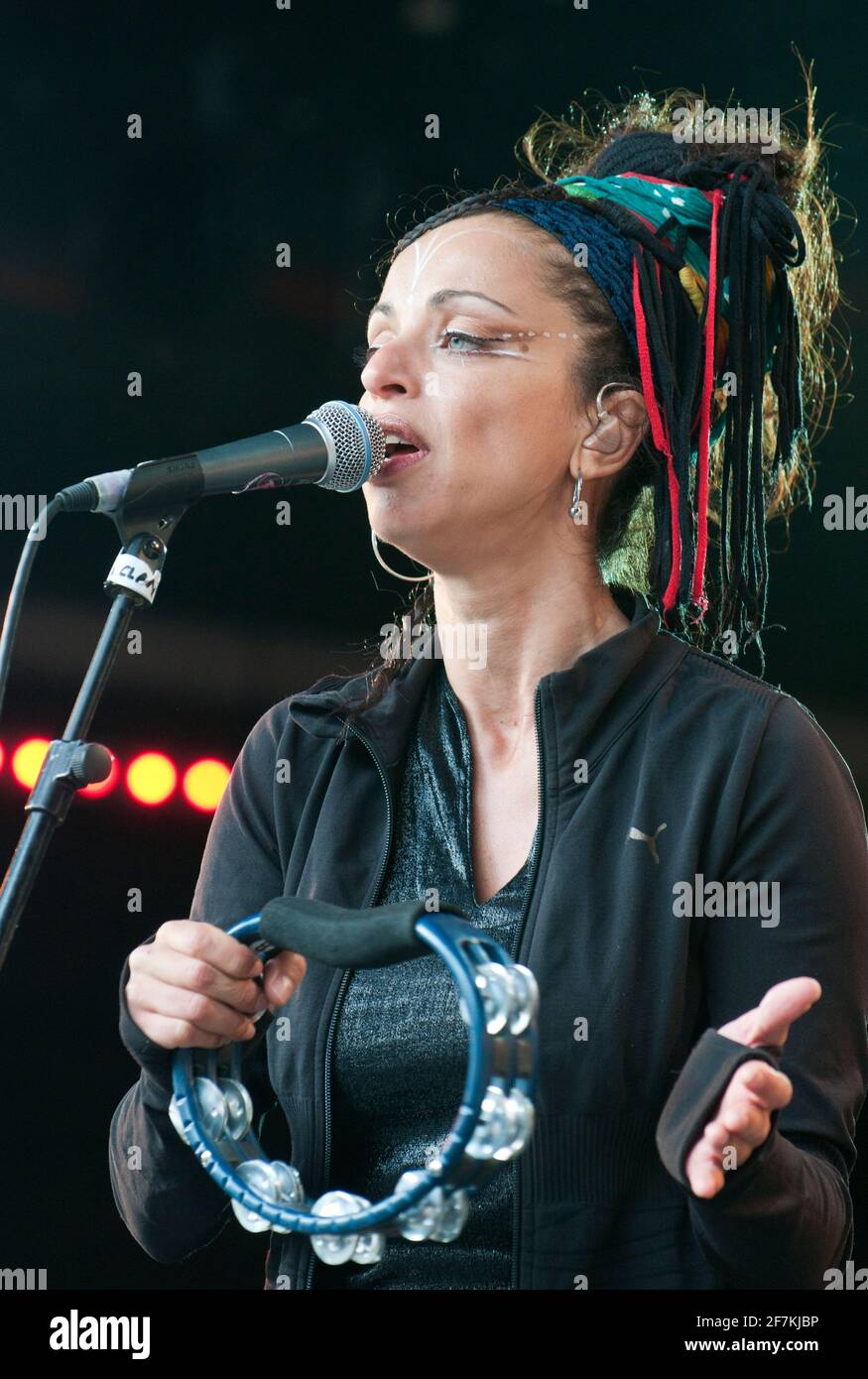 Sista k musician hi-res stock photography and images - Alamy