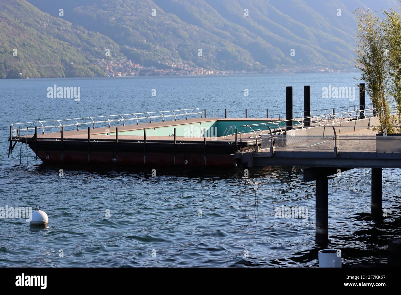 Swimming pool tremezzo lake como hi-res stock photography and images ...