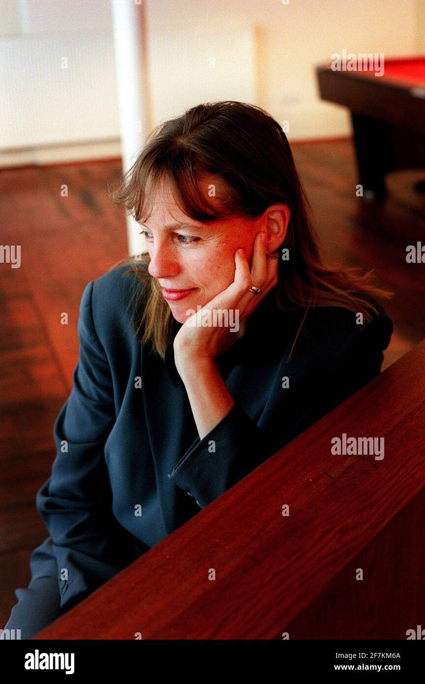 SUSAN FERRIER, GREENROOM.COM. PHOTOGRAPH BY MARK CHILVERS,. 10/8/00 ...