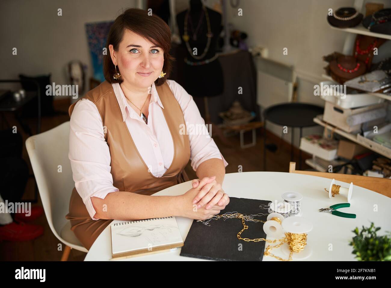 Female jewelry designer workplace hi-res stock photography and images ...