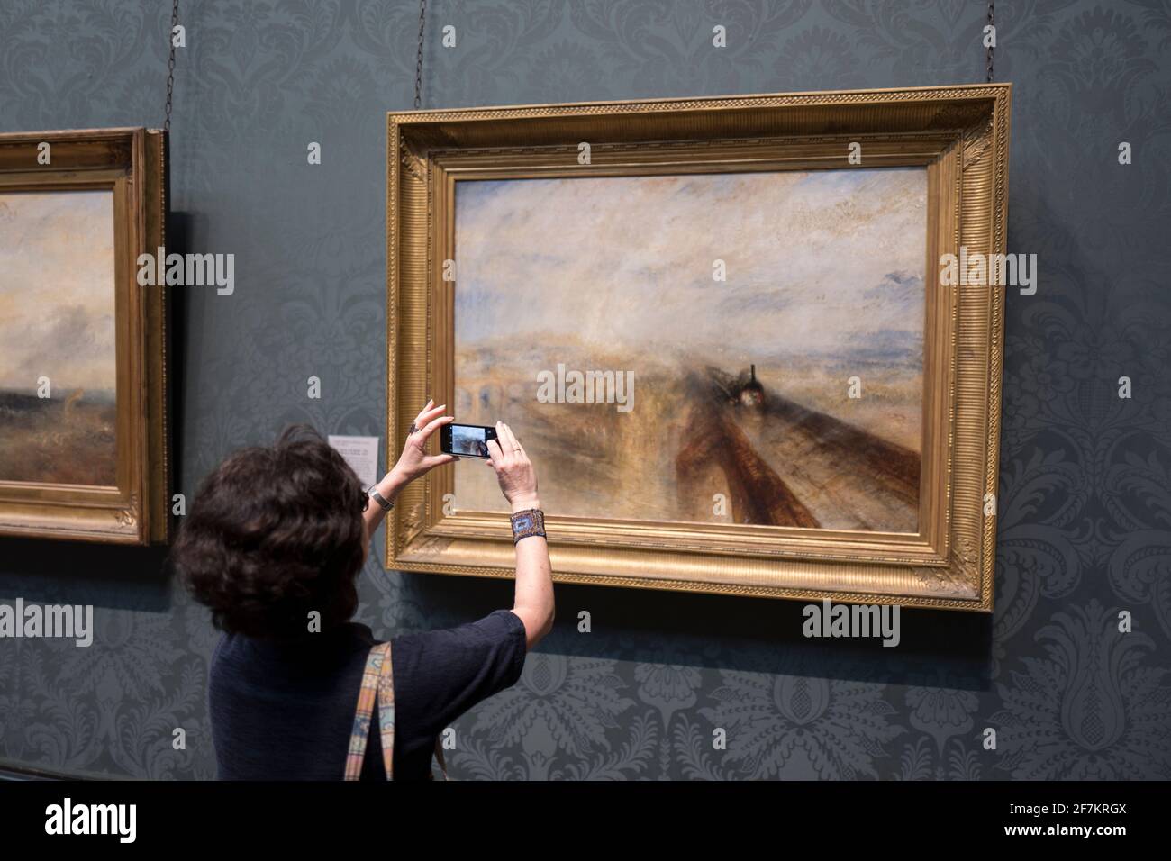 Van gogh tree of life hi-res stock photography and images - Alamy