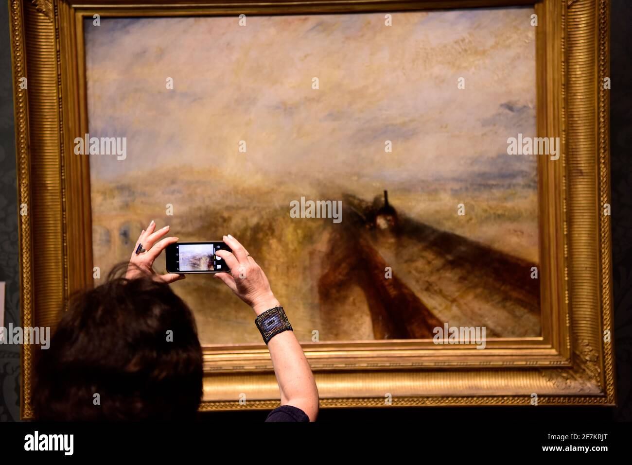 Van gogh tree of life hi-res stock photography and images - Alamy