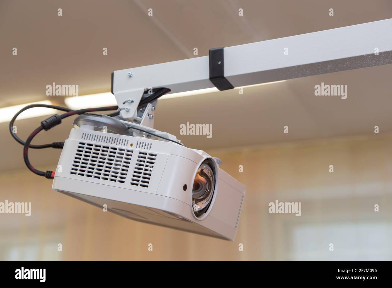 Overhead mounted hi-res stock photography and images - Alamy