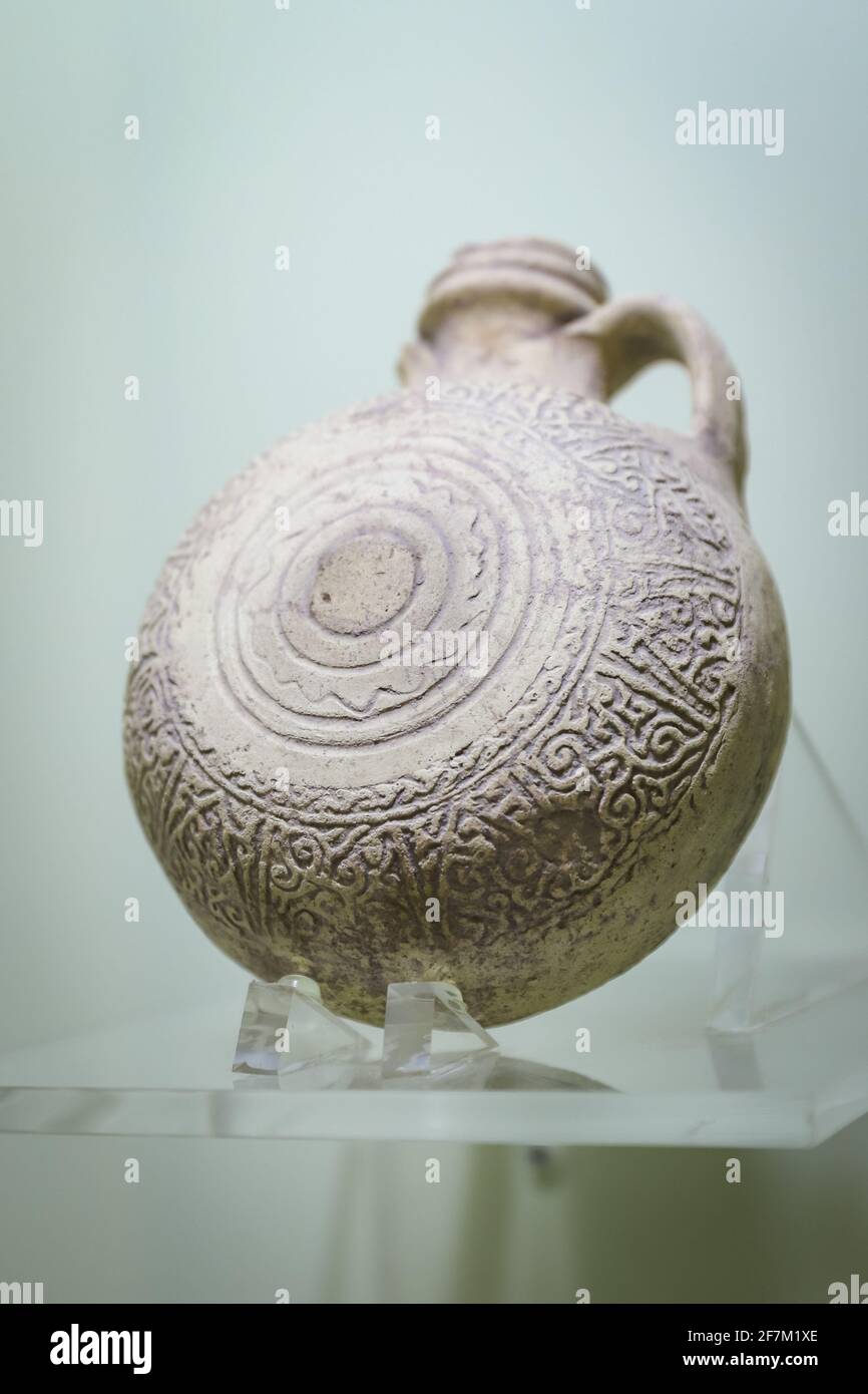 Ancient Historical Artifacts in Istanbul Archaeological Museums ...