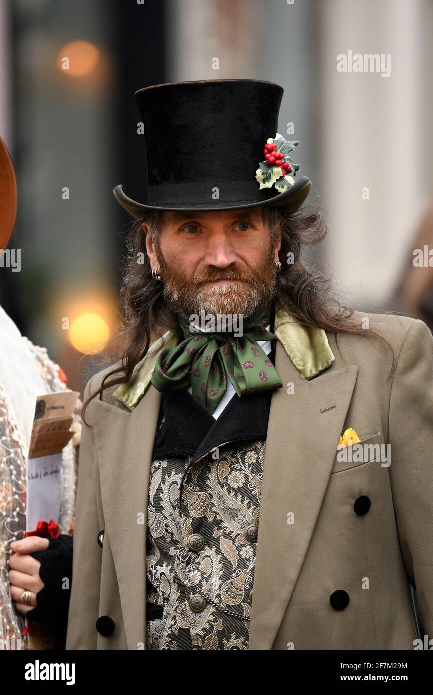 Rochester Dickensian Christmas Character Stock Photo - Alamy