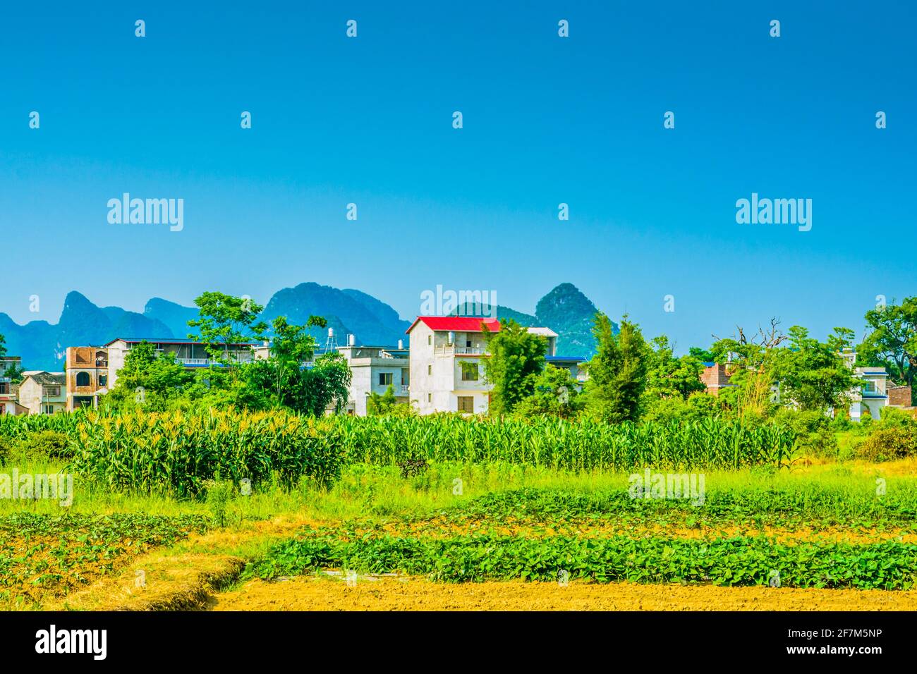 Outdoor tour scenery hi-res stock photography and images - Alamy