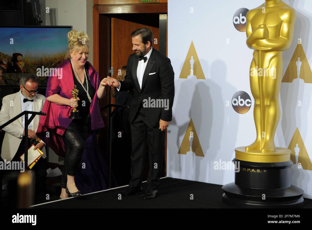 Oscar Winner Set Design: Production Designer Colin Gibson, Set ...