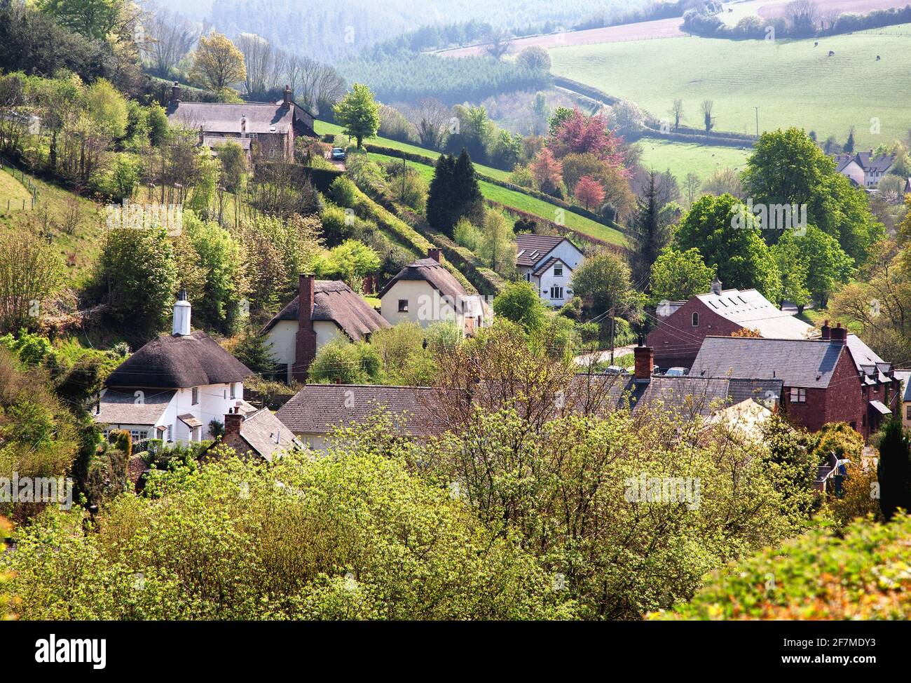 Vernacular architecture uk village hi-res stock photography and images ...