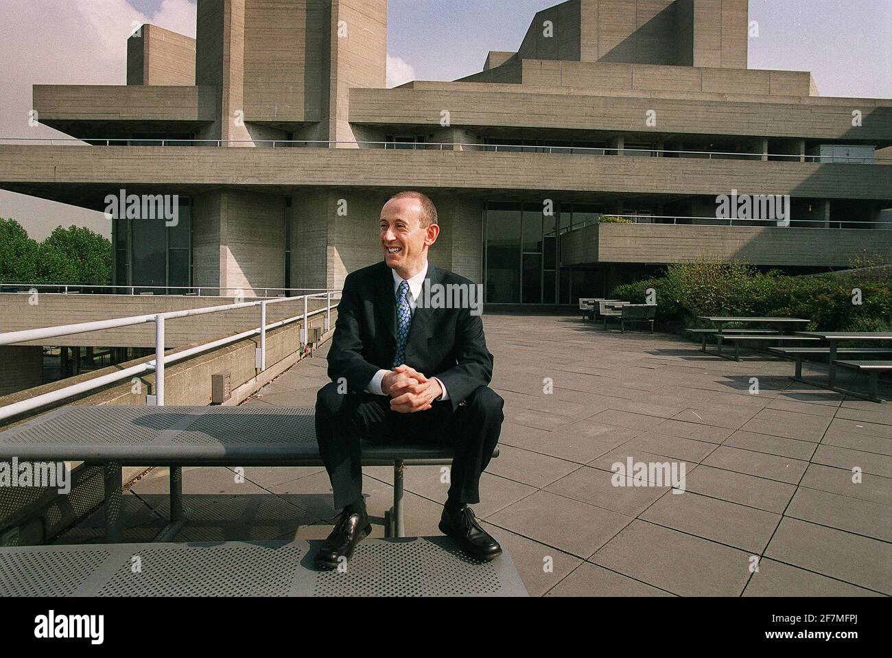 Nicholas hytner national theatre hi-res stock photography and images ...