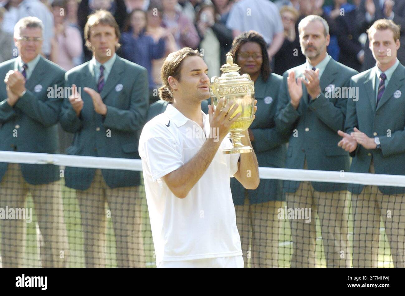At the wimbledon tennis champioships hi-res stock photography and ...