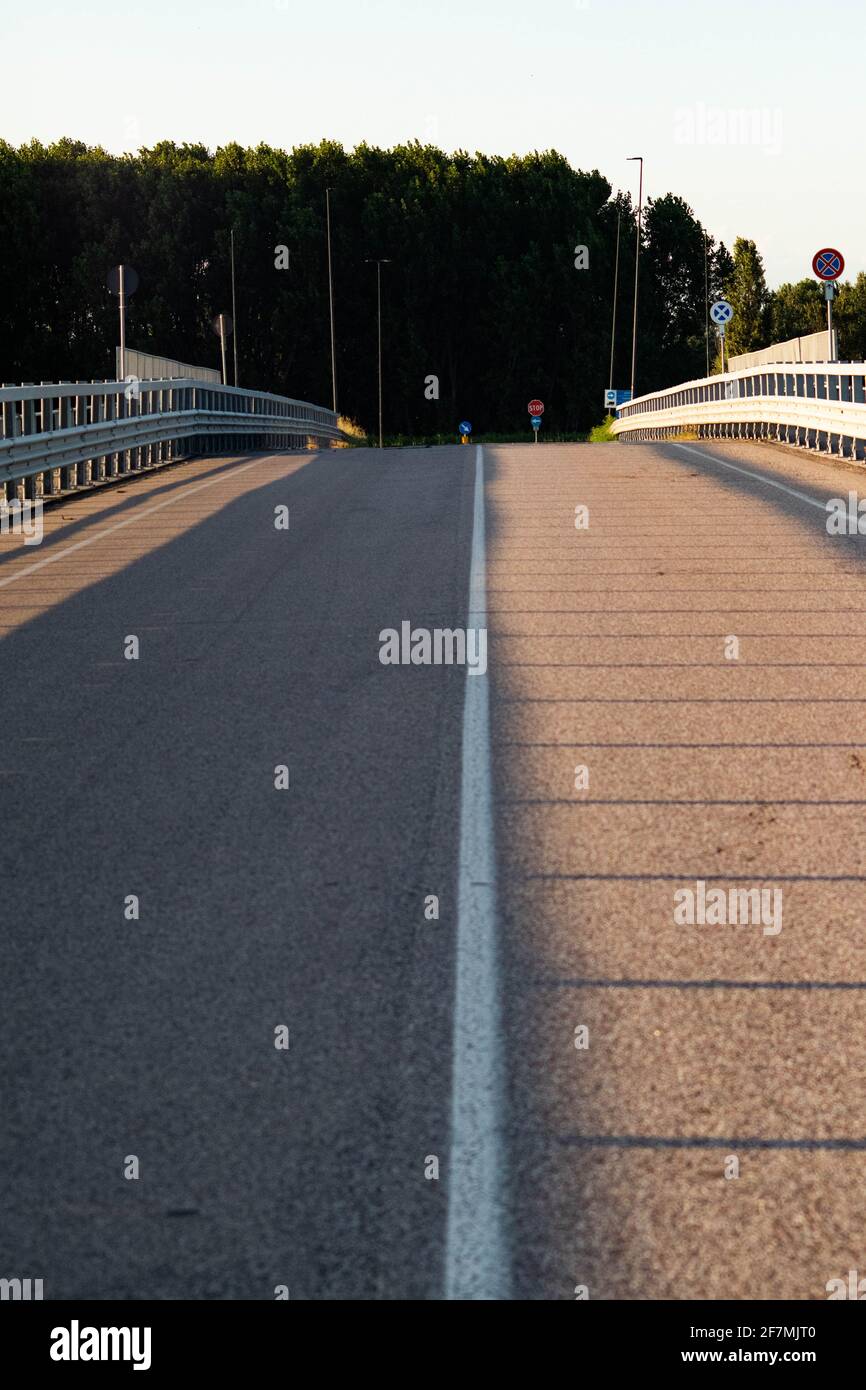 Empty freeway bridge hi-res stock photography and images - Alamy