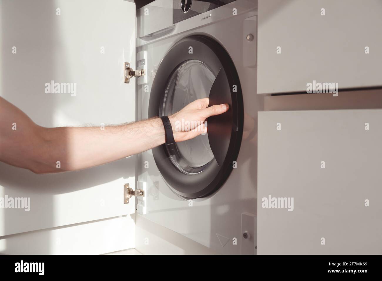 Hand washing machine hi-res stock photography and images - Alamy