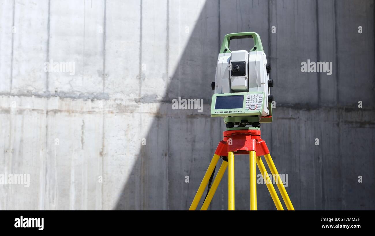 Construction floor measurement hi-res stock photography and images - Alamy