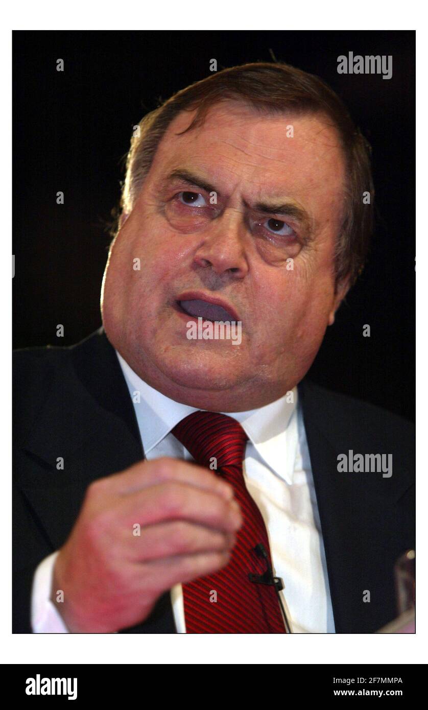 30 9 2004 Cut Out Stock Images & Pictures - Alamy