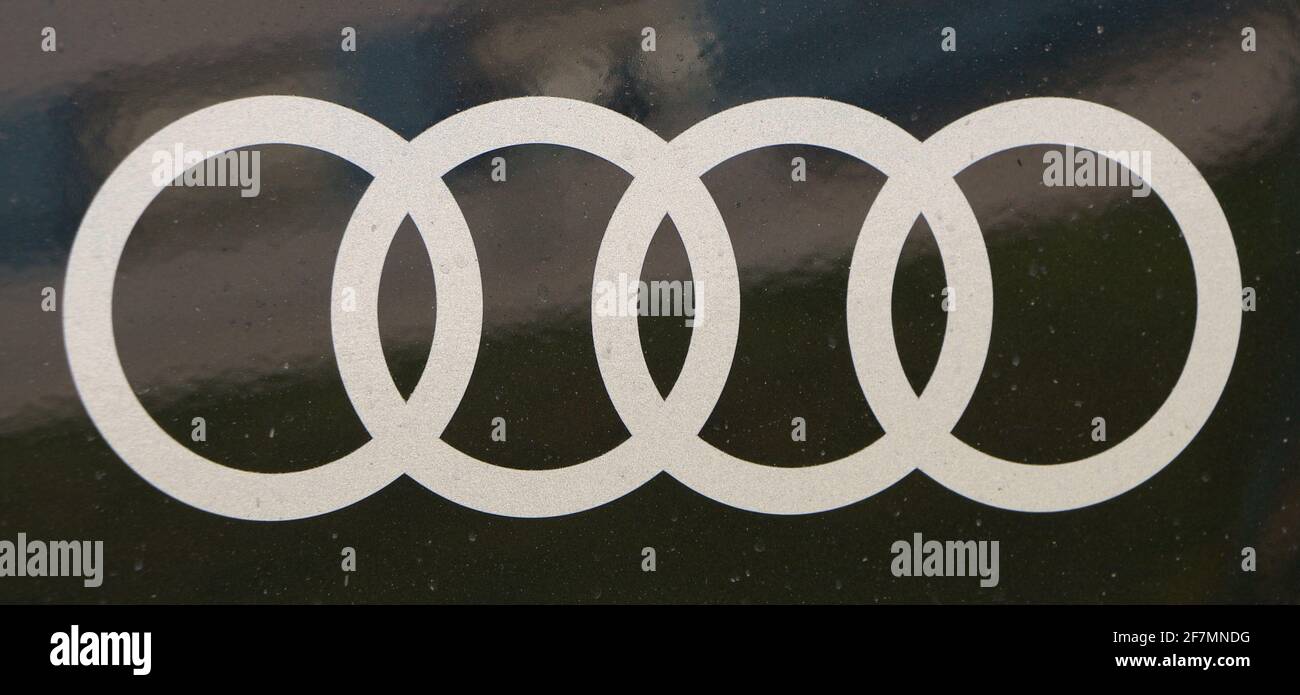 Car audi graphic hi-res stock photography and images - Alamy