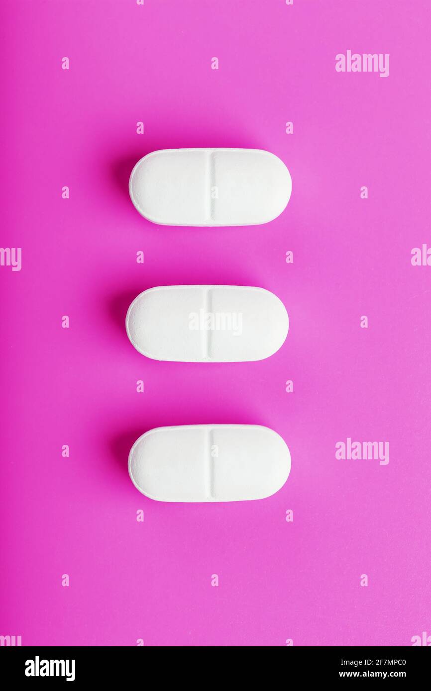 Pink ecstasy tablets hi-res stock photography and images - Alamy