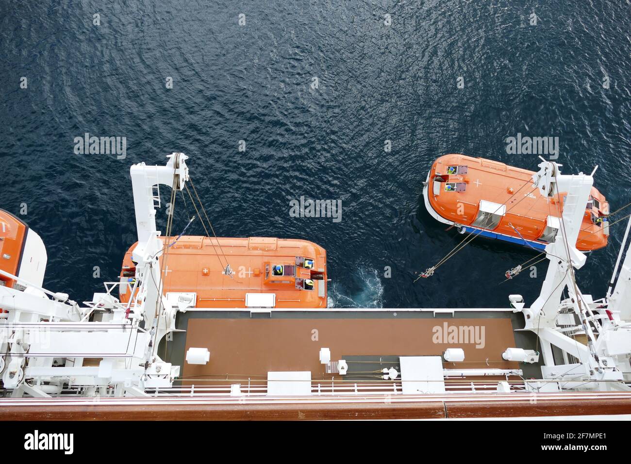 Lifeboat testing and maintenance on P&O Britannia cruise ship Stock ...