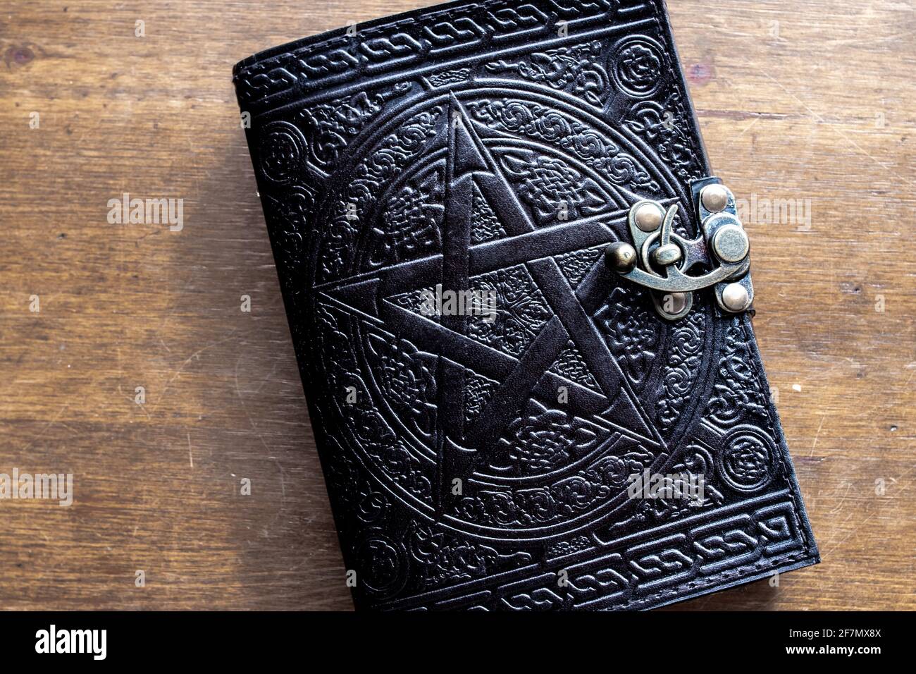 Wicca hi-res stock photography and images - Alamy