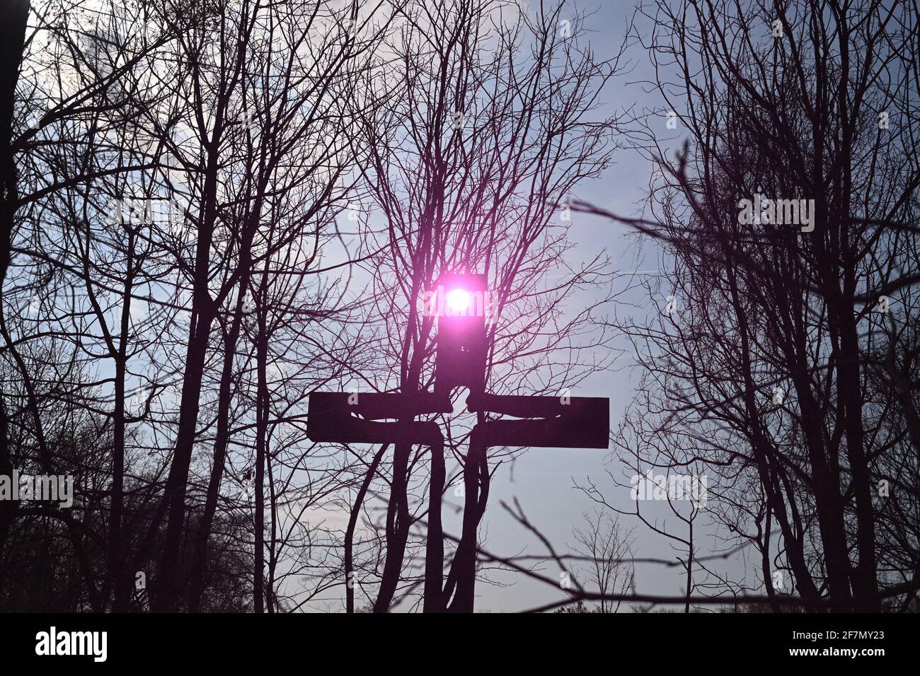 Cross in Virginia, USA Stock Photo - Alamy